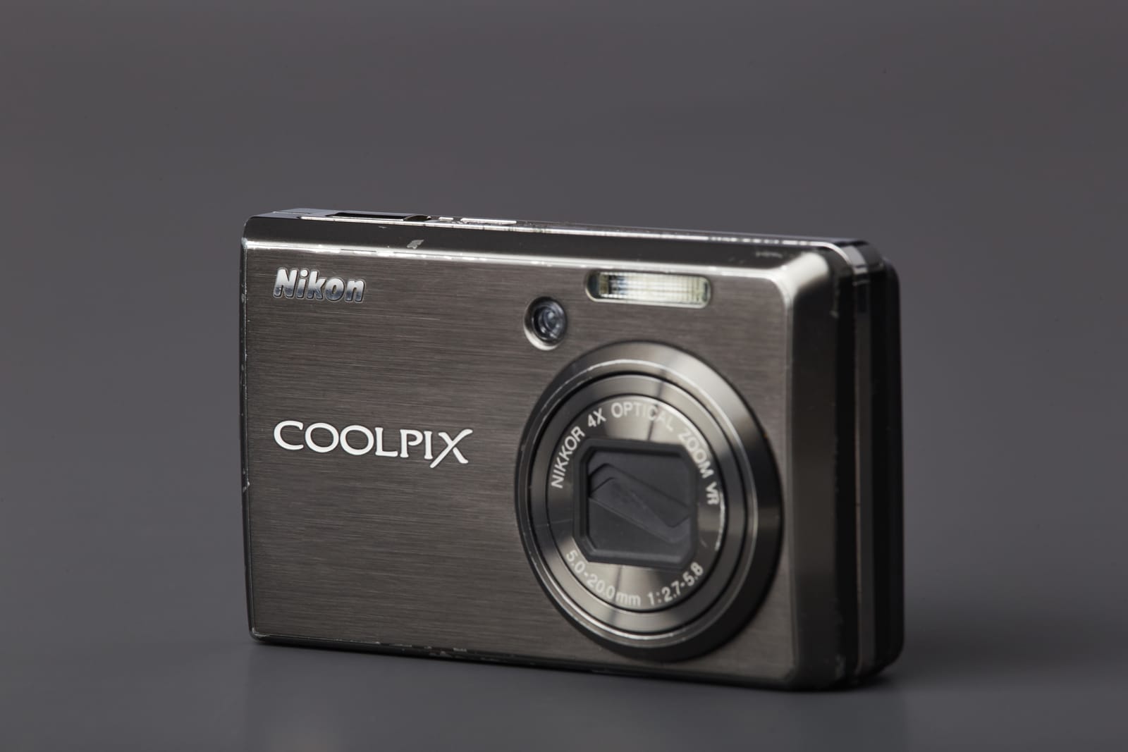 A Review Of The Nikon Coolpix S600 CCD Compact Camera