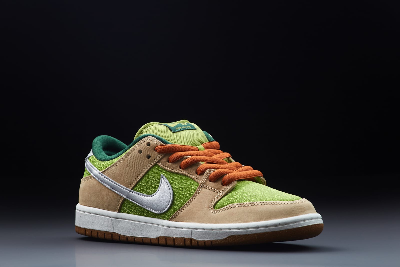 A Review Of The Nike SB Dunk Low Pro Sneakers