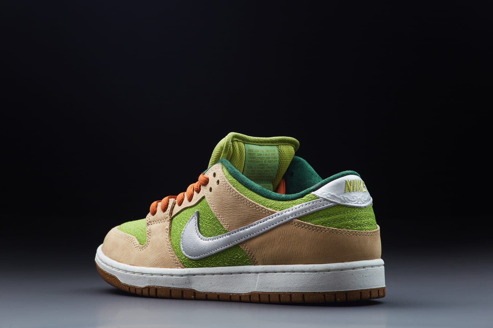 A Review Of The Nike SB Dunk Low Pro Sneakers